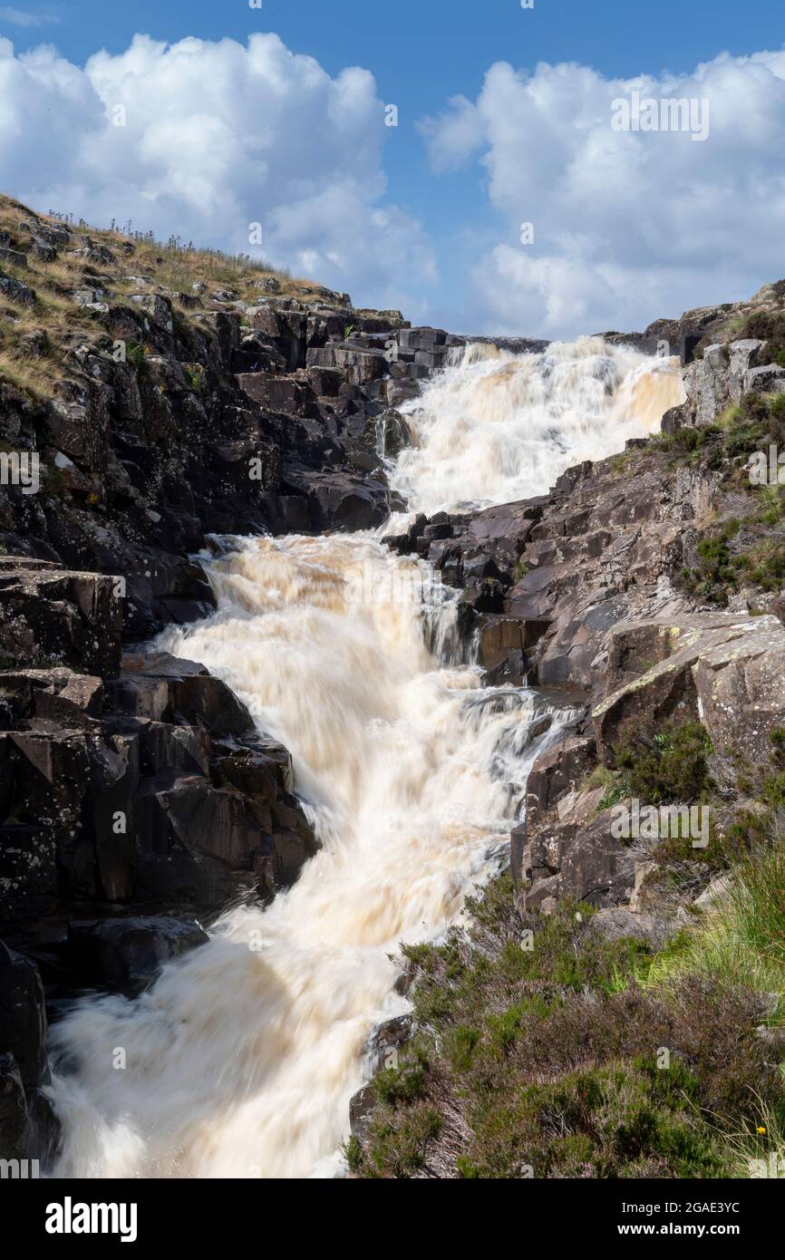 Cauldron snout pennine way hi-res stock photography and images - Alamy