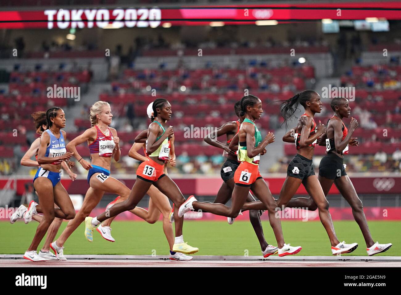 5000m women's hi-res stock photography and images - Alamy