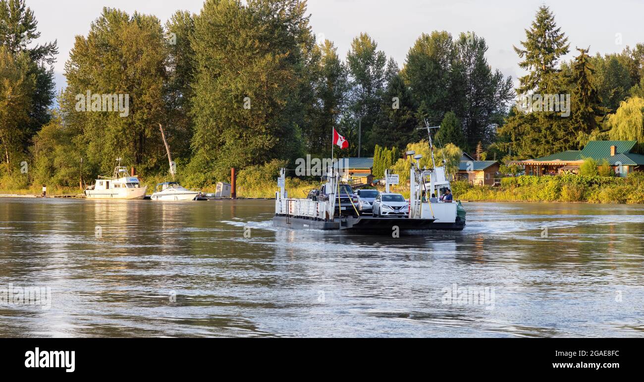 Barnston Island Ferry going across Fraser River Stock Photo - Alamy