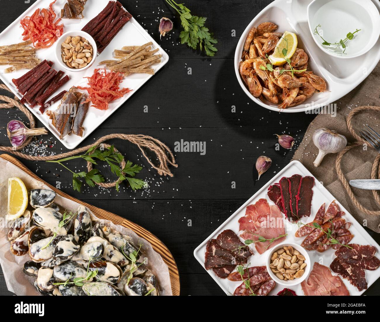 Black spiced squid hi-res stock photography and images - Alamy