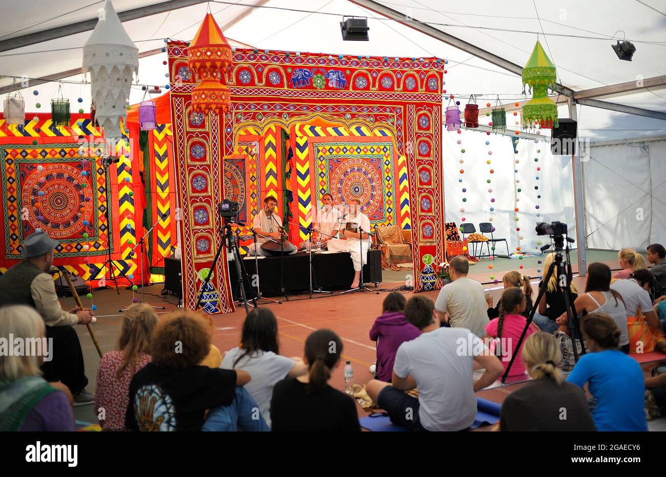 Musicians playing traditional Indian musical instruments on stage ...