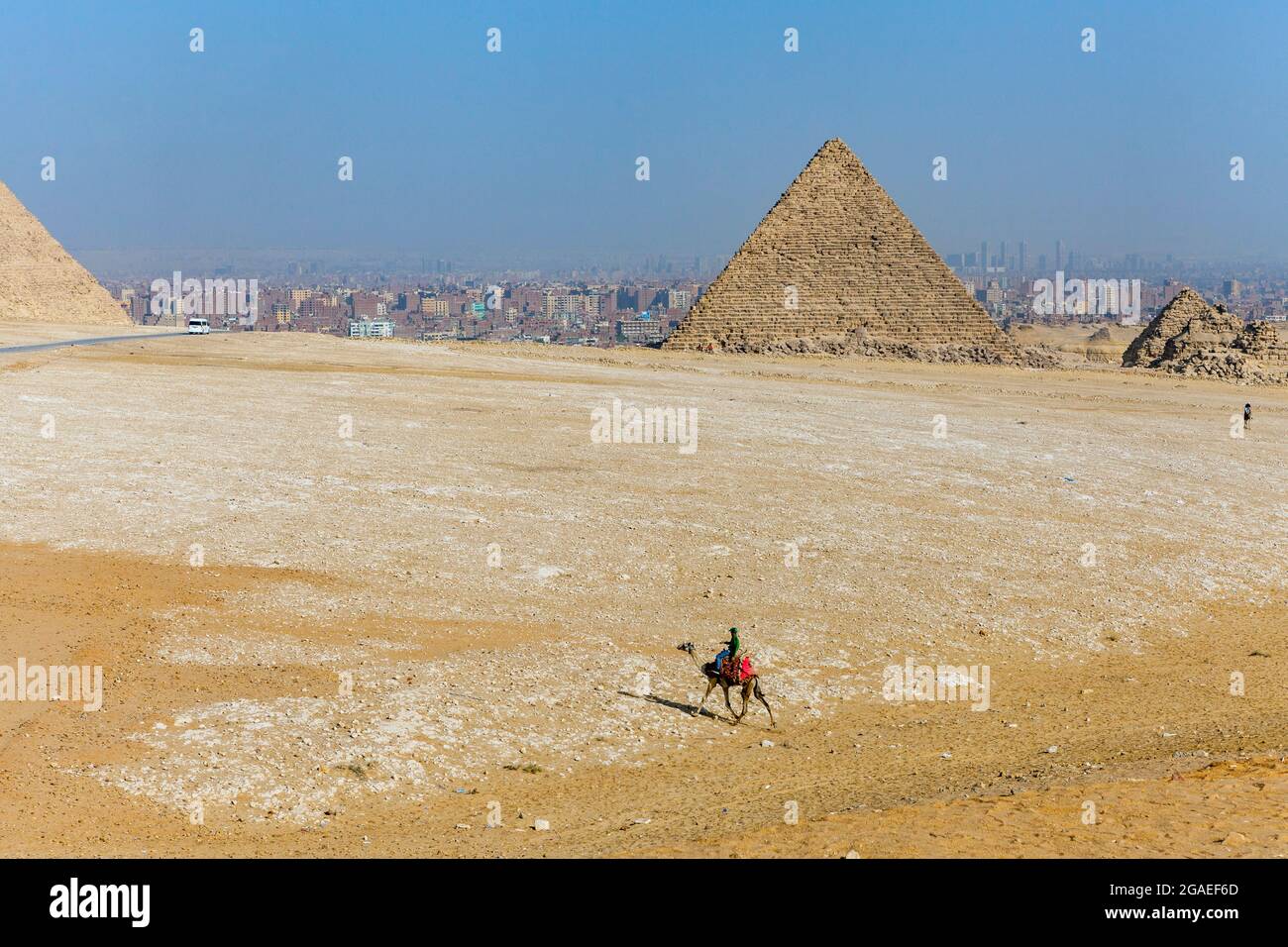 Riding camel at pyramids of giza cairo hi-res stock photography and ...