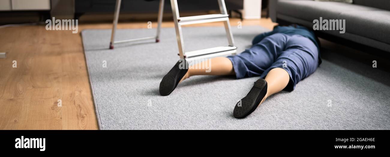 Worker falling of ladder hi-res stock photography and images - Alamy