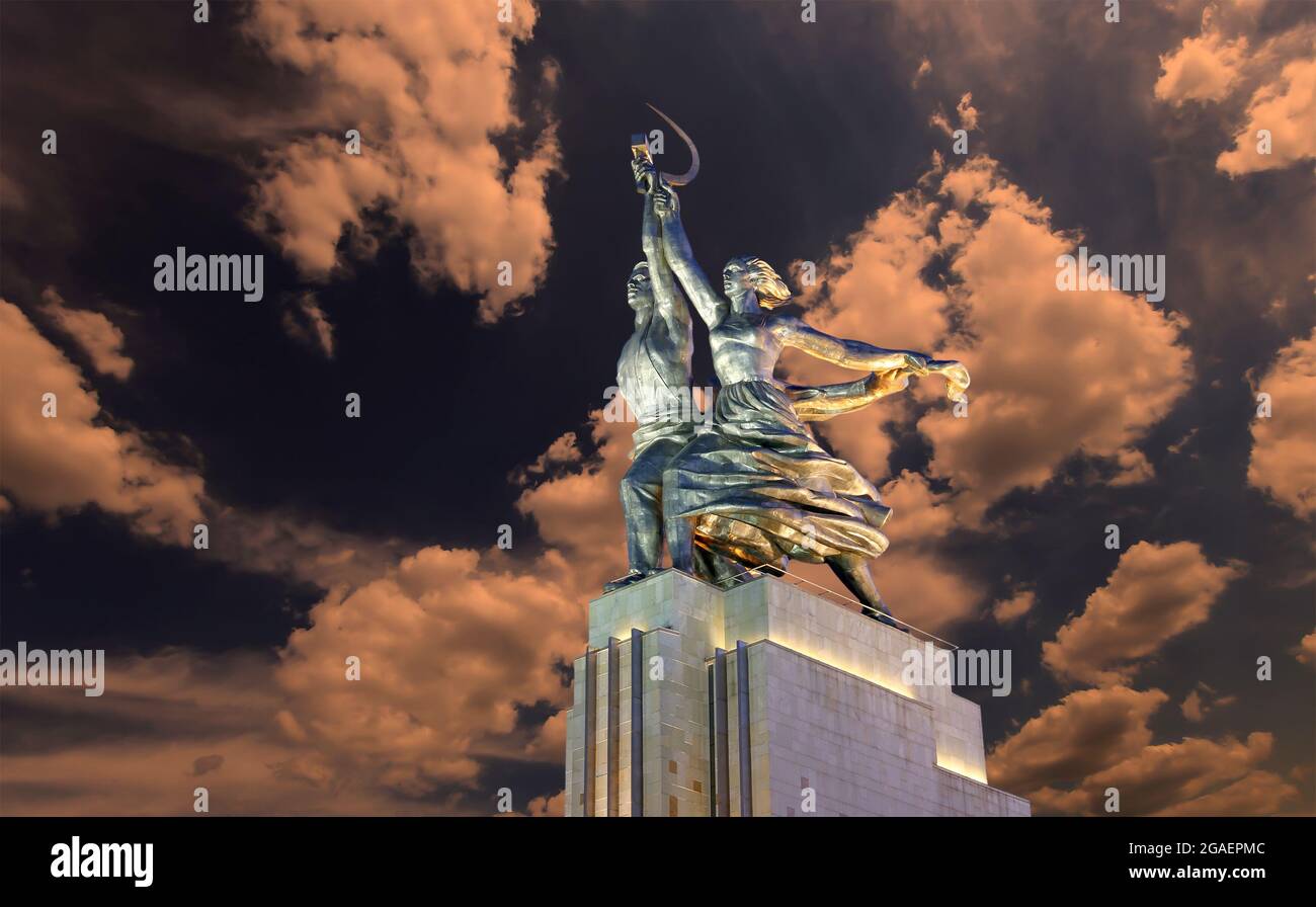 Famous soviet monument Rabochiy i Kolkhoznitsa ( Worker and Kolkhoz ...