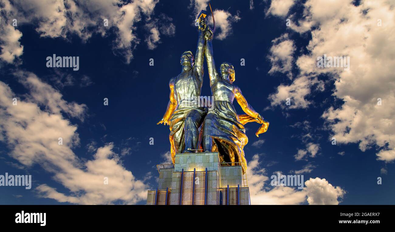 Famous soviet monument Rabochiy i Kolkhoznitsa ( Worker and Kolkhoz ...
