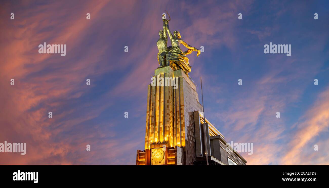 Famous soviet monument Rabochiy i Kolkhoznitsa ( Worker and Kolkhoz ...