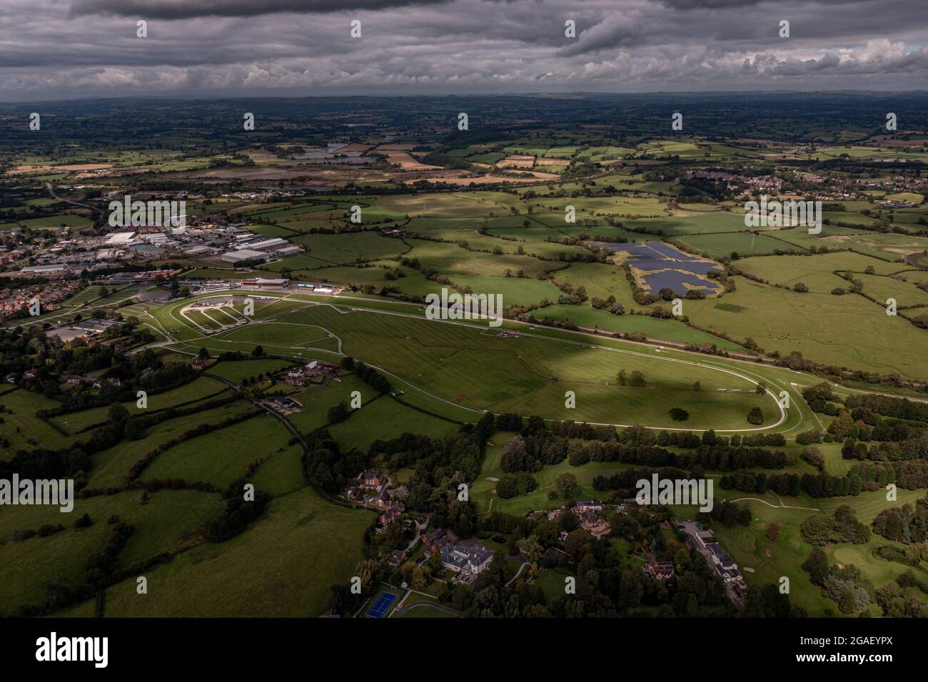 Horse racing drone aerial hi-res stock photography and images - Alamy