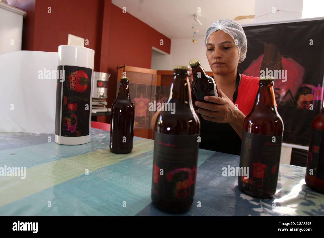 Cerveza artesanal hi-res stock photography and images - Alamy