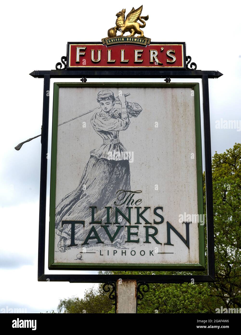 The links tavern liphook hi-res stock photography and images - Alamy