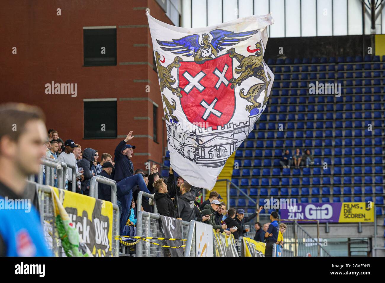 A friendly rat hi-res stock photography and images - Alamy