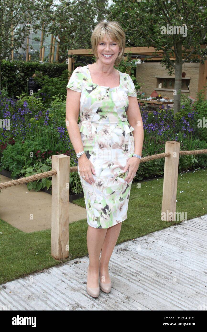 London, UK. Ruth Langsford at RHS Chelsea Flower Show 2013 - Press and ...