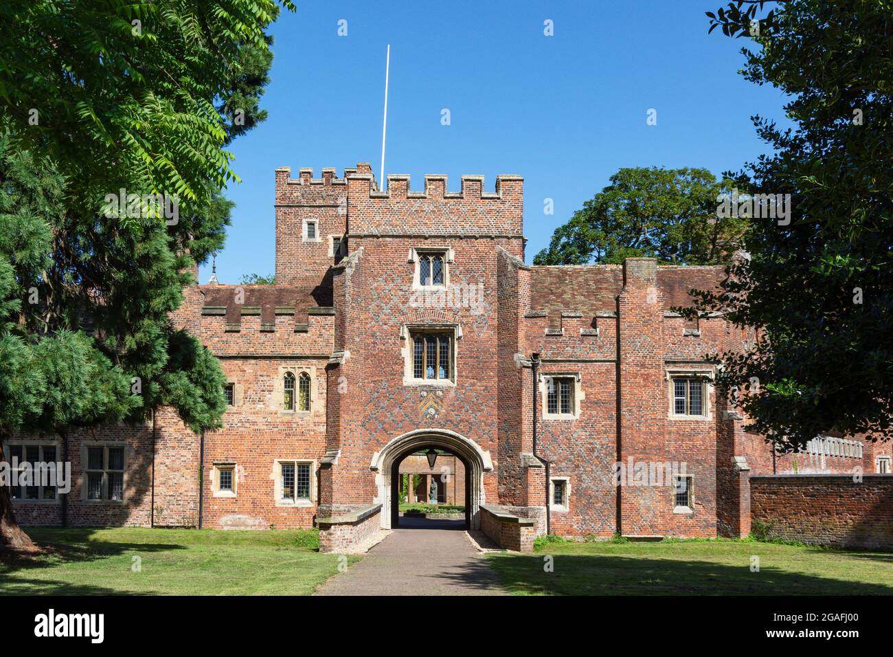 Entrance to 15th century Buckden Towers, High Street, Buckden ...