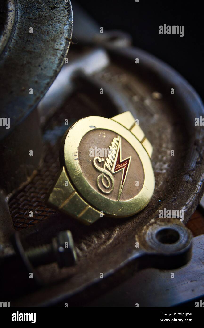 Simson emblem hi-res stock photography and images - Alamy