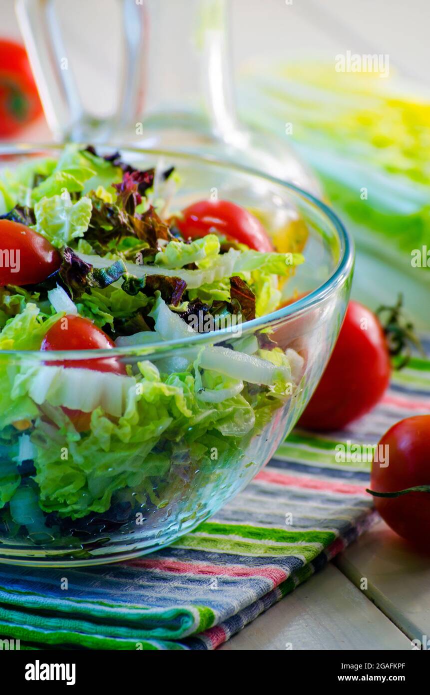 Glass salad bowl hi-res stock photography and images - Alamy