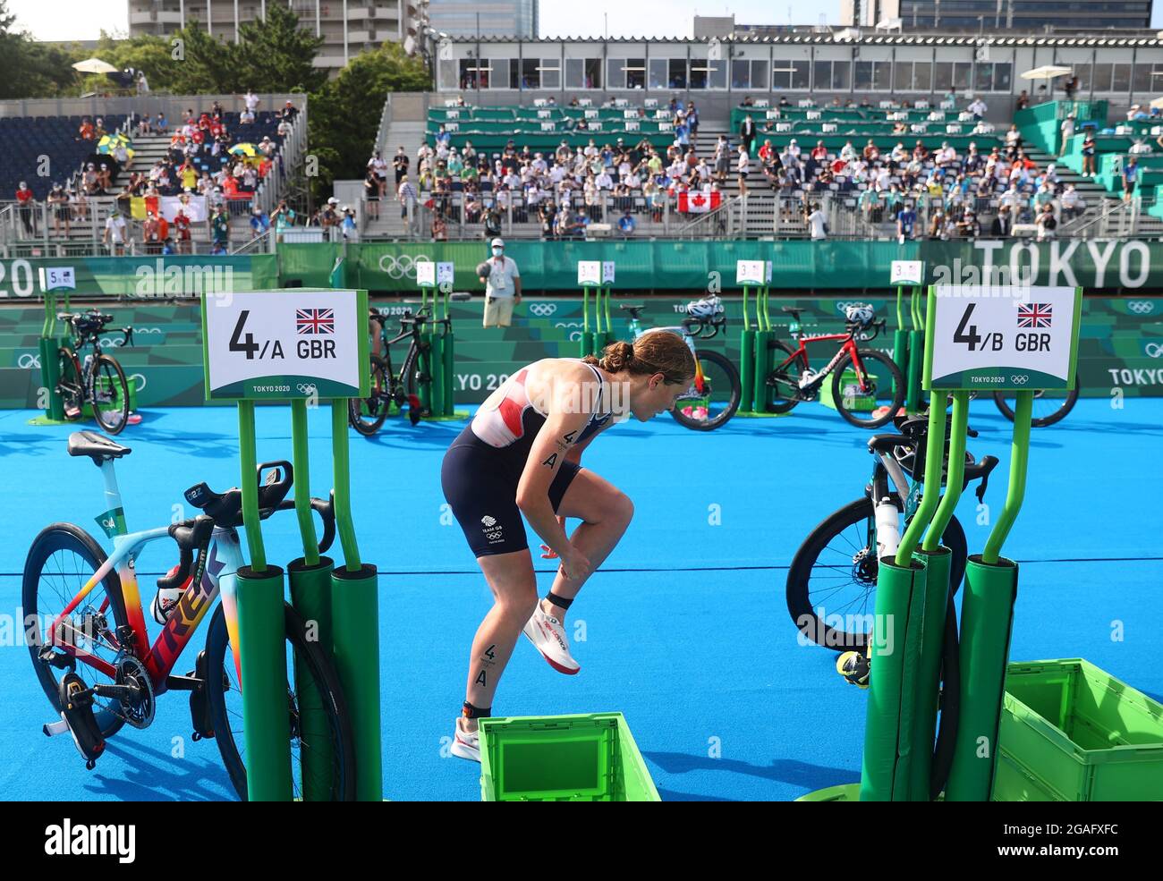 Jessica learmonth tokyo hi-res stock photography and images - Alamy