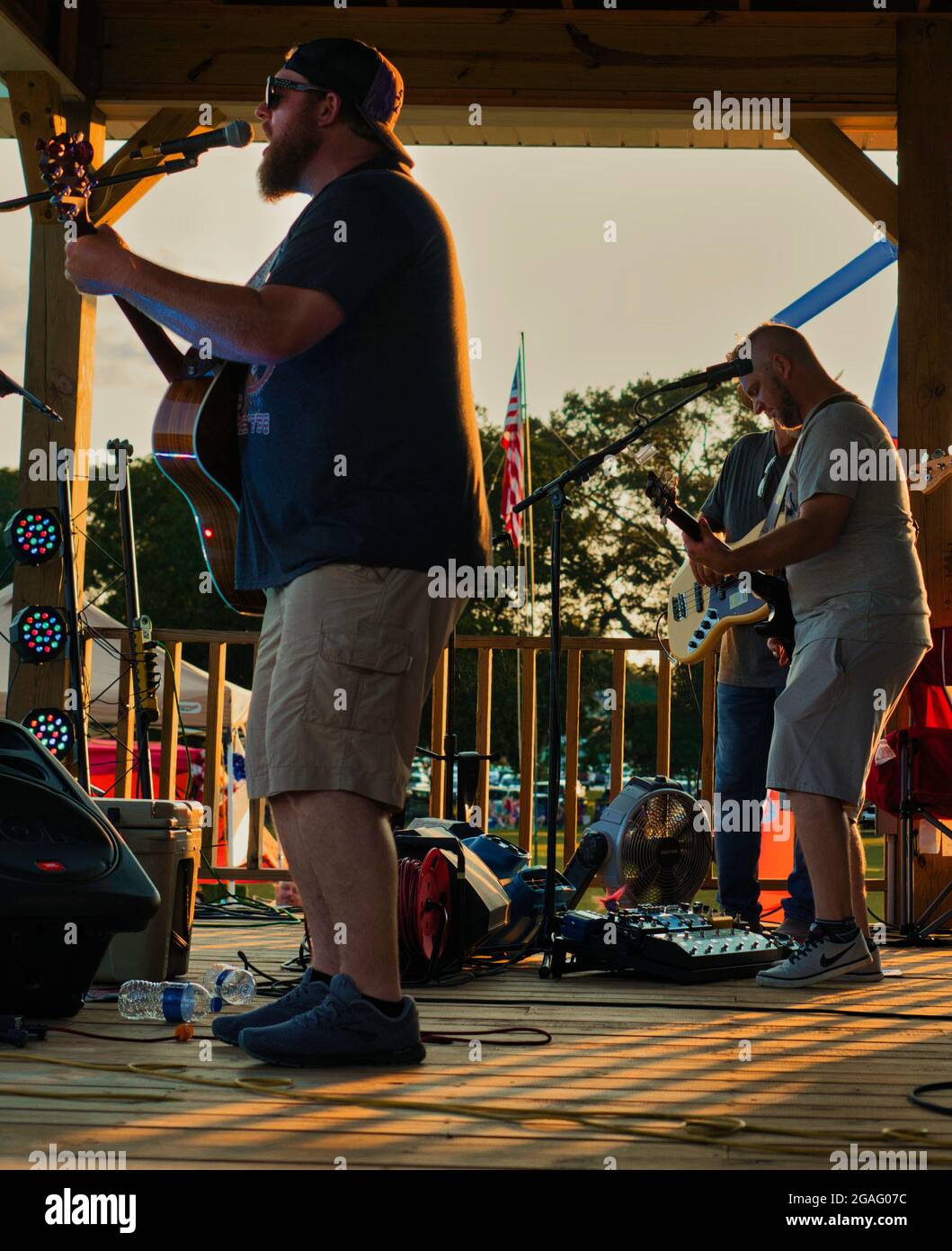 Modern musical instruments hi-res stock photography and images - Alamy