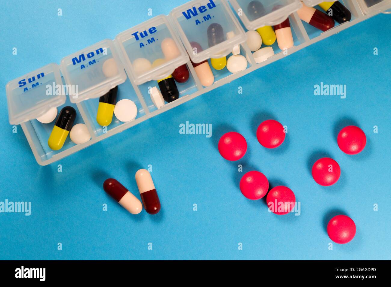 Sorting medicine pharmacy hi-res stock photography and images - Alamy