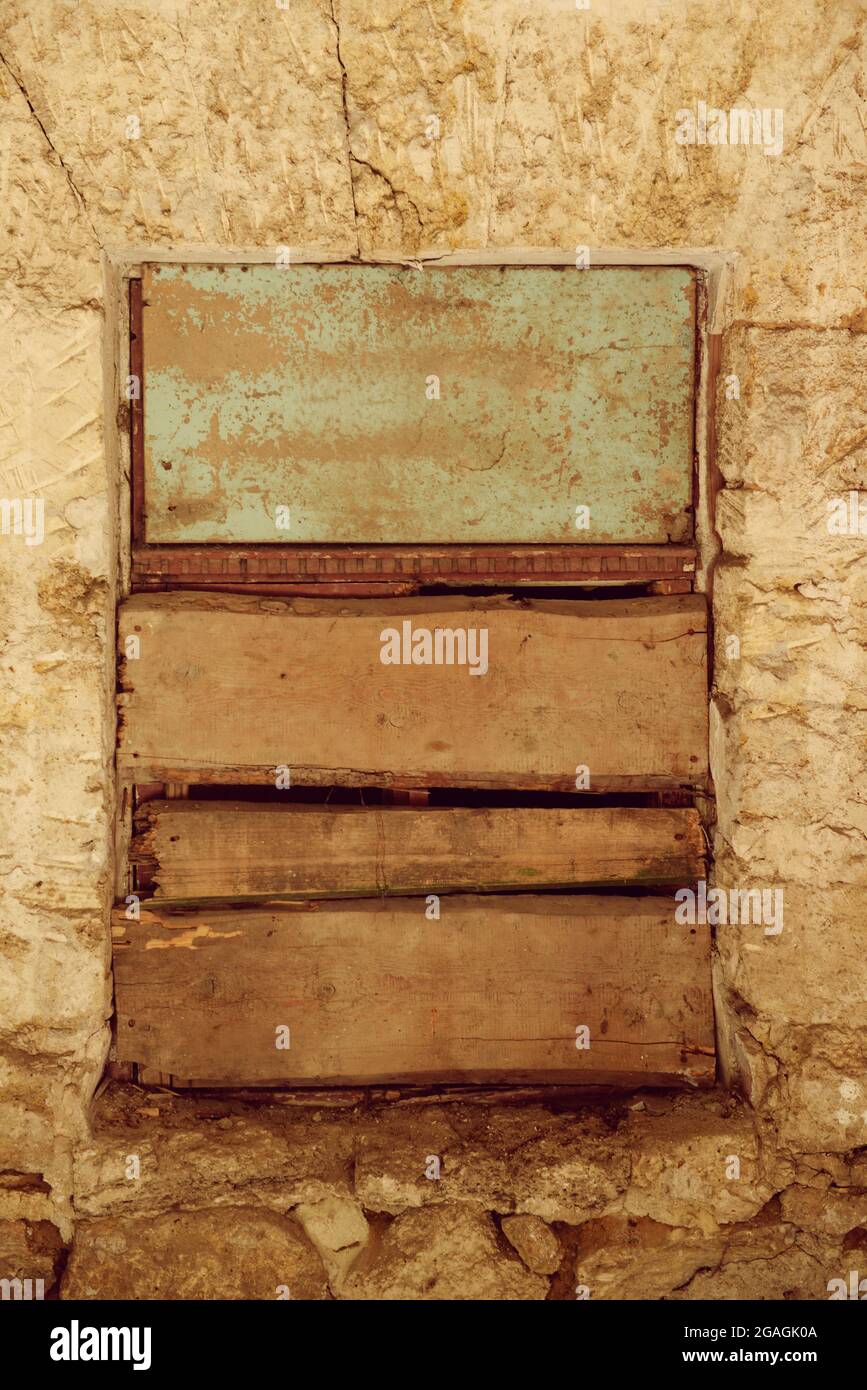 Old rusty letterbox hanging on the wall Stock Photo - Alamy