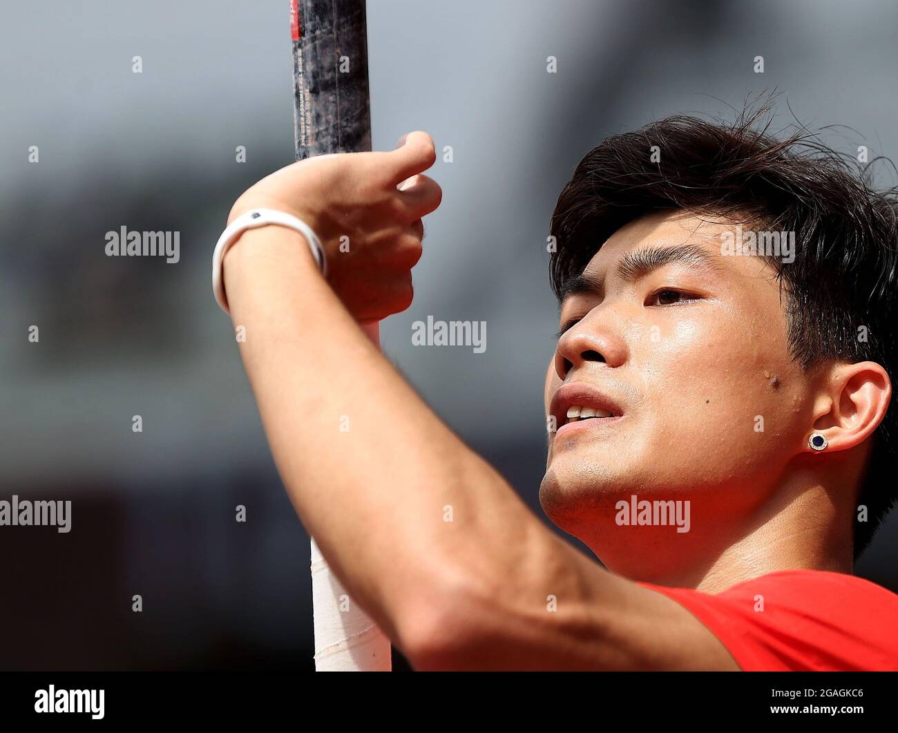 Tokyo, Japan. 31st July, 2021. Huang Bokai of China warms up during the Men's Pole Vault ...