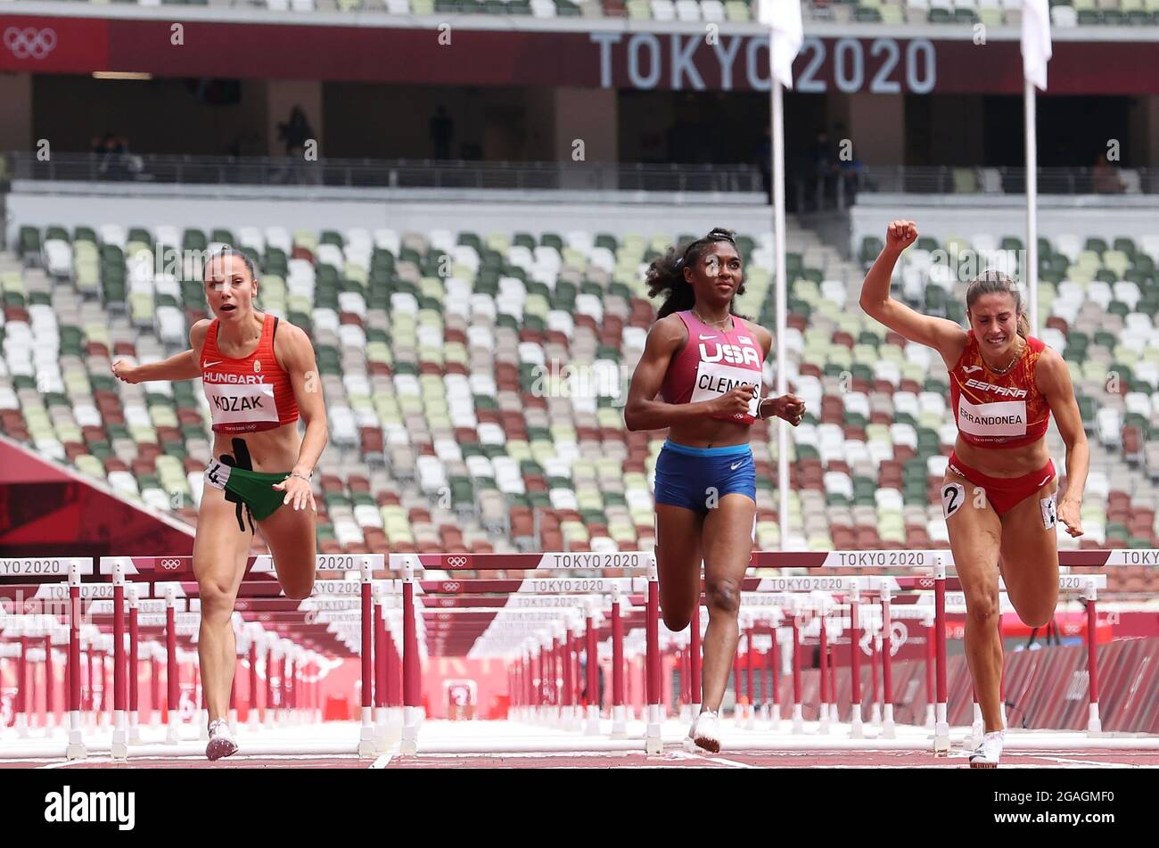 Tokyo, Japan. 31st July, 2021. Christina Clemons (C) of the United ...