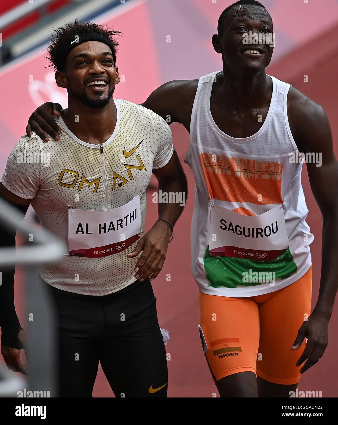 Tokyo, Japan. 31st July, 2021. Barakat Al Harthi (R) of Oman and ...