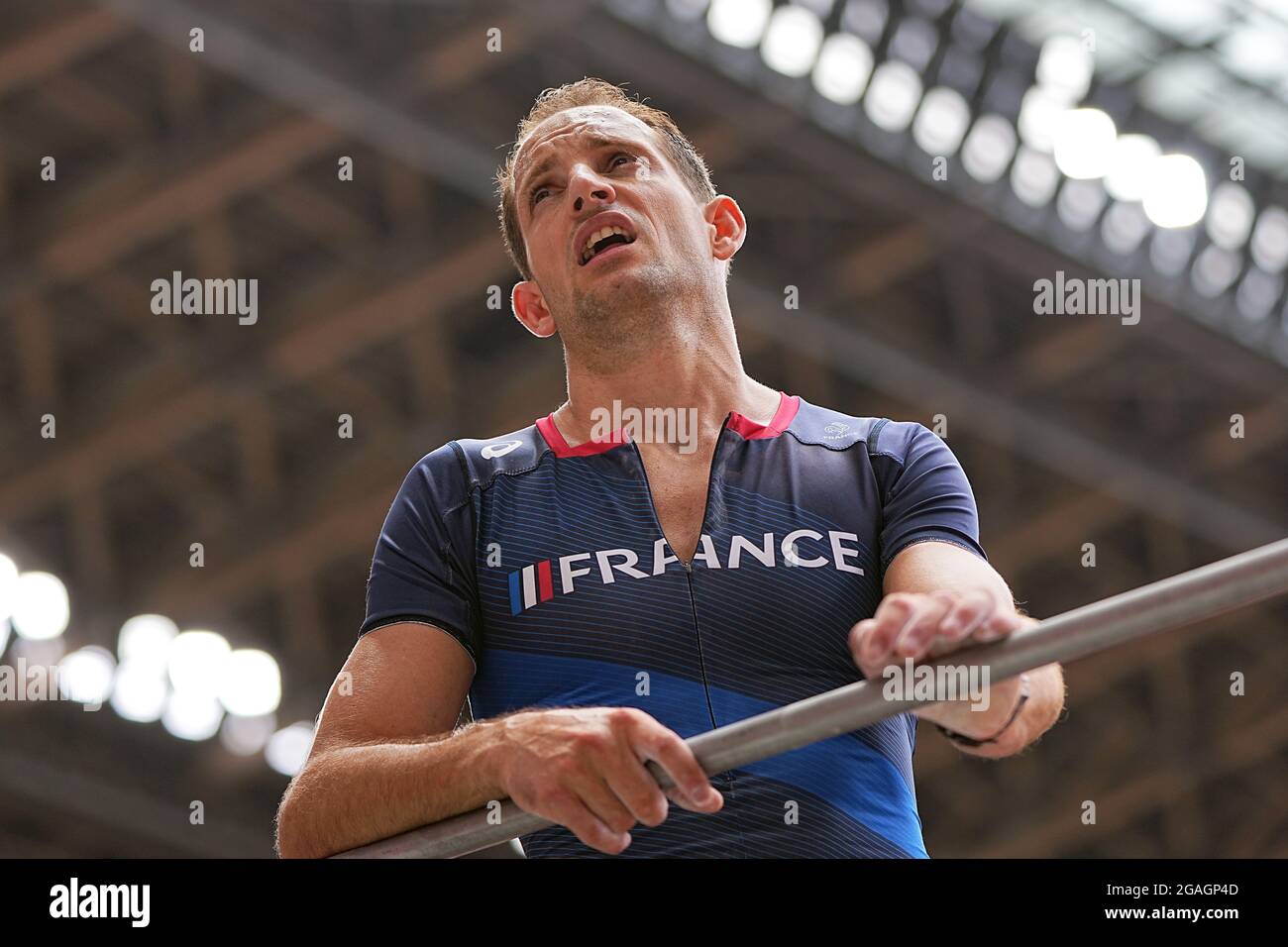 Tokyo, Japan. 31st July, 2021. Athletics: Olympics, men's pole vault ...