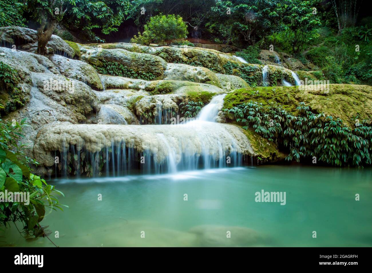 Hieu waterfall hi-res stock photography and images - Alamy