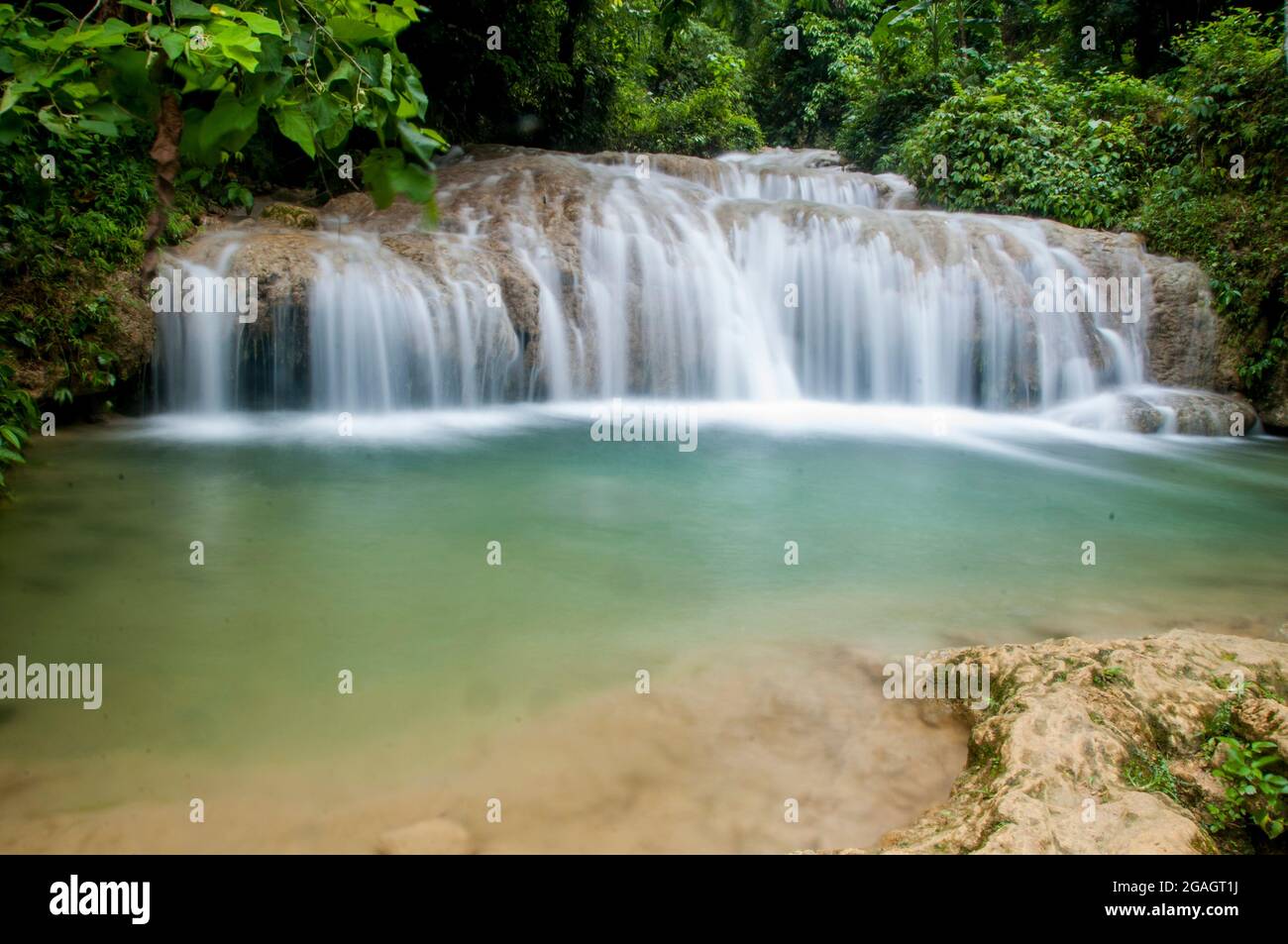 Hieu waterfall hi-res stock photography and images - Alamy