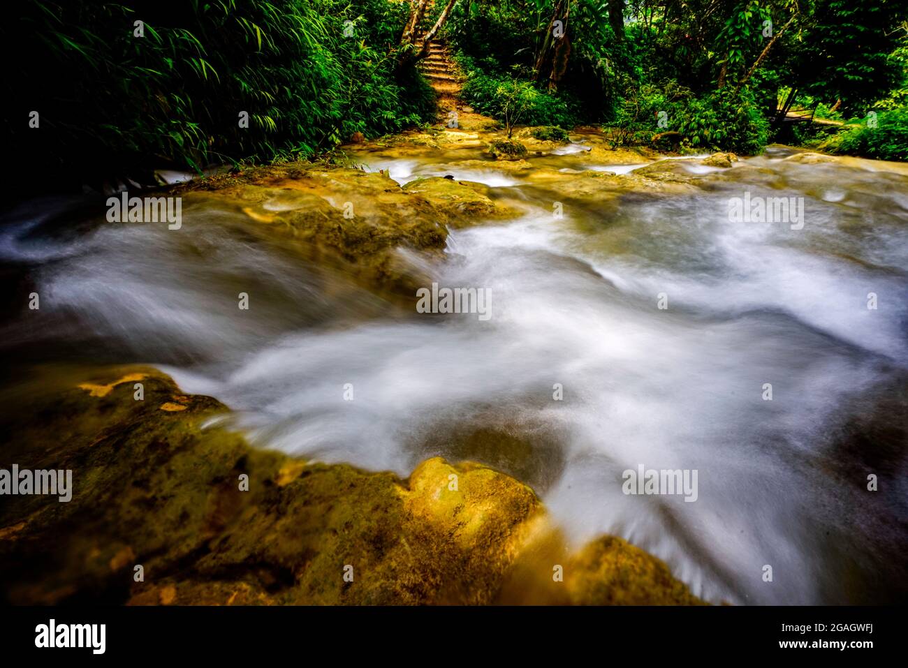 Hieu waterfall hi-res stock photography and images - Alamy