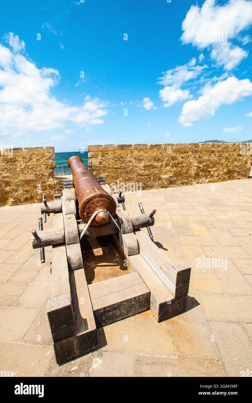Alghero, Marco Polo Defensive Shield, medieval cannon on the promenade ...