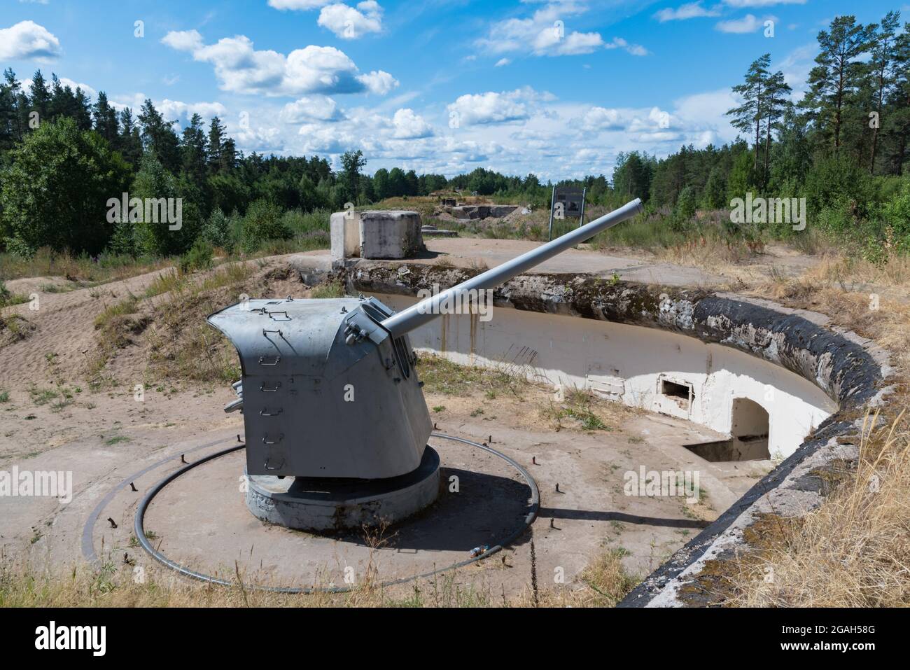 Fort Krasnaya Gorka, Russia - July 19, 2021: 130 mm / 50 shipborne ...