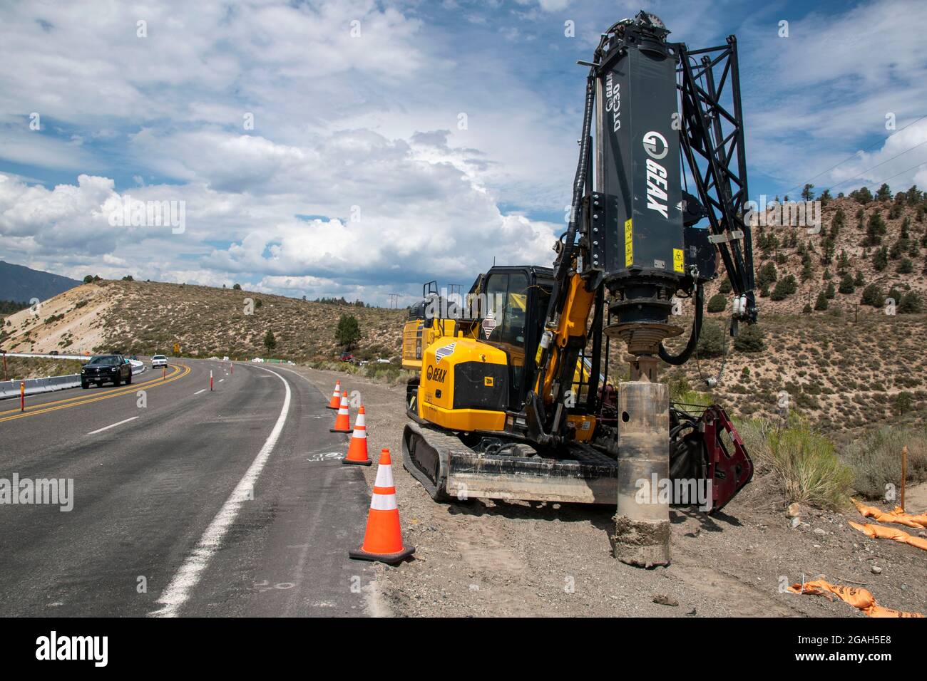 Industrial water drilling trucks hi-res stock photography and images ...