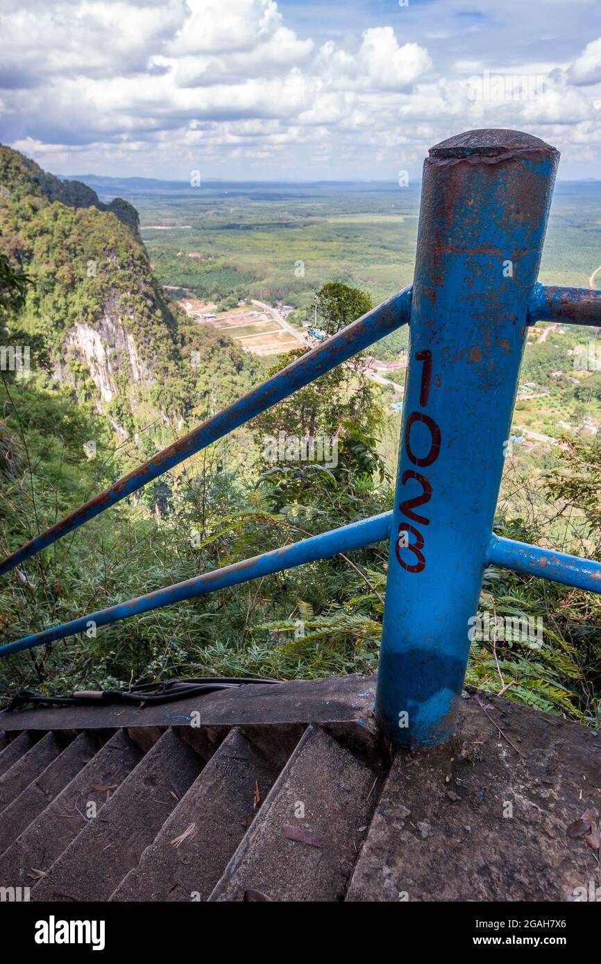 1028 steps on the high staircase at the Tiger Cave Temple in Krabi ...