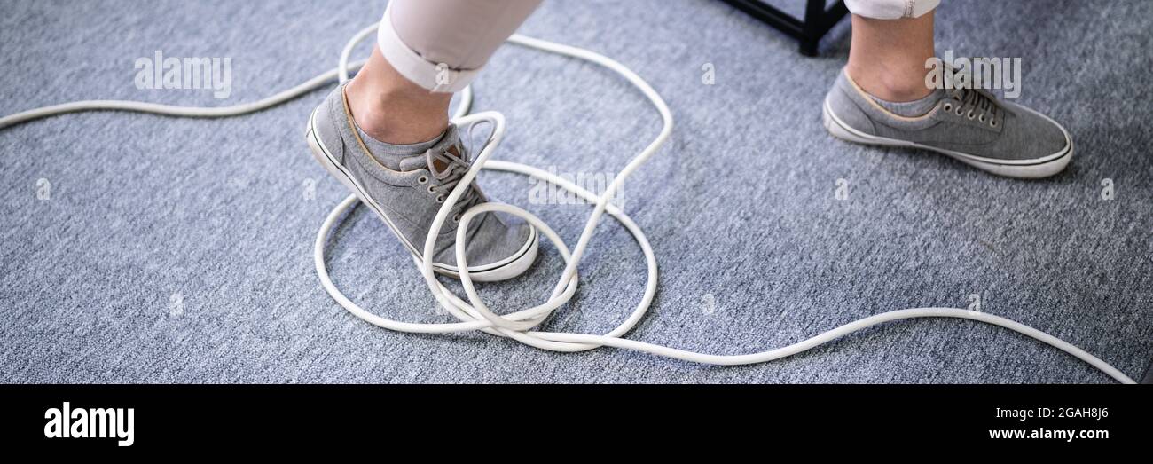 Cable stumble hi-res stock photography and images - Alamy