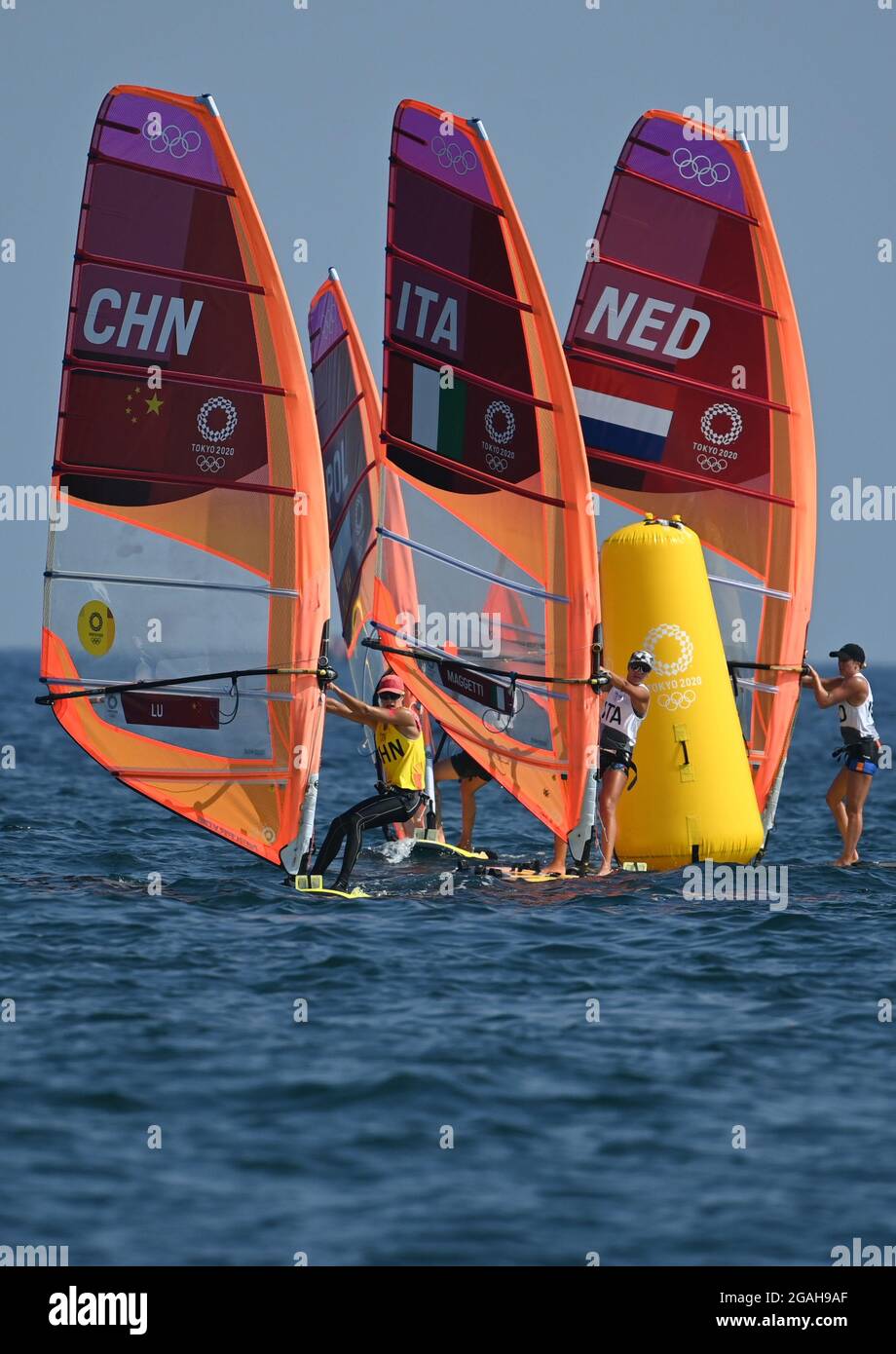 Kanagawa, Japan. 31st July, 2021. Lu Yunxiu (L) of China competes ...