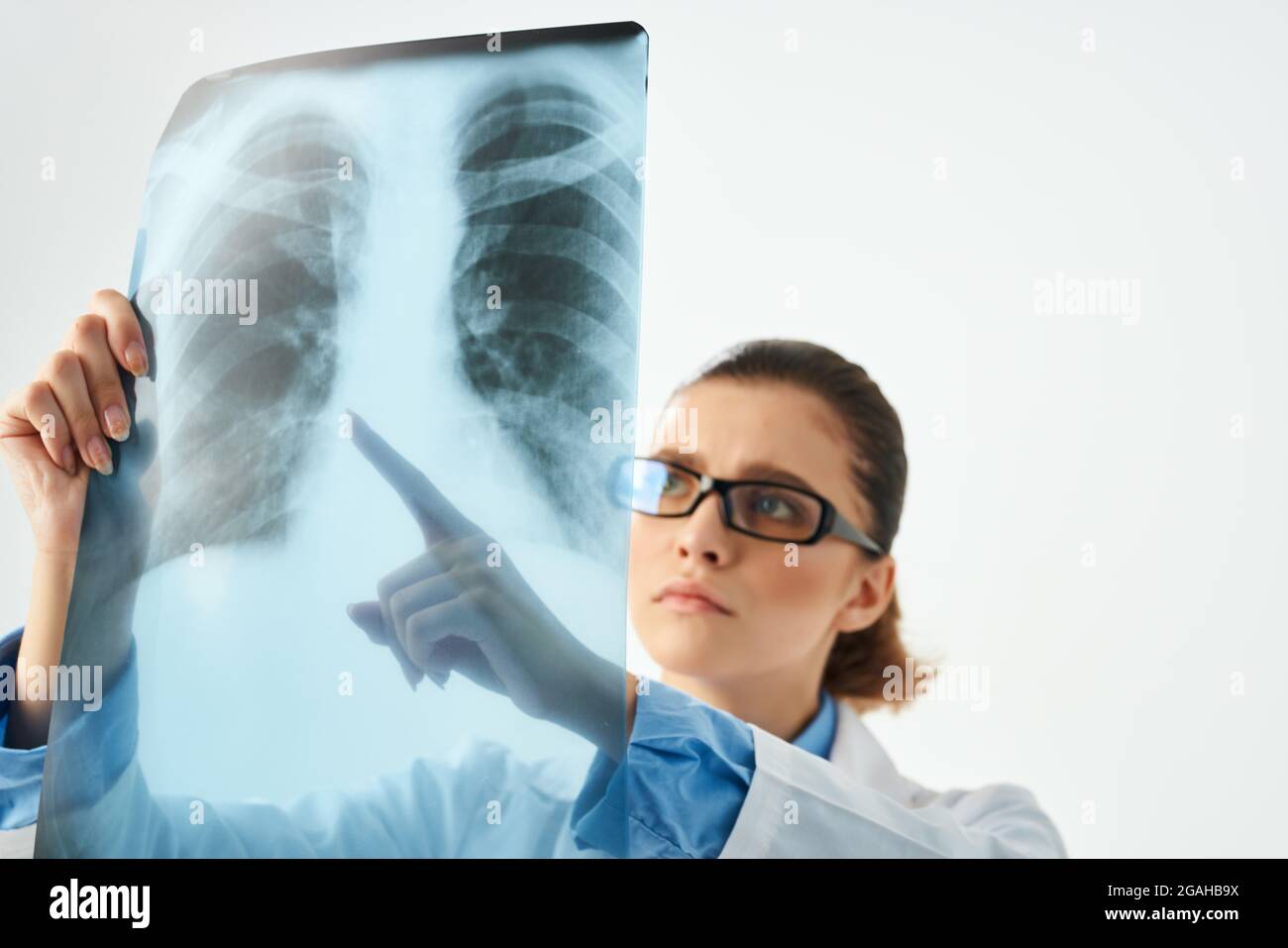 medical professional radiologist x-ray examination Stock Photo - Alamy