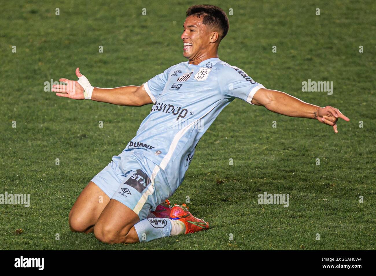 Leonardo brazil soccer hi-res stock photography and images - Alamy