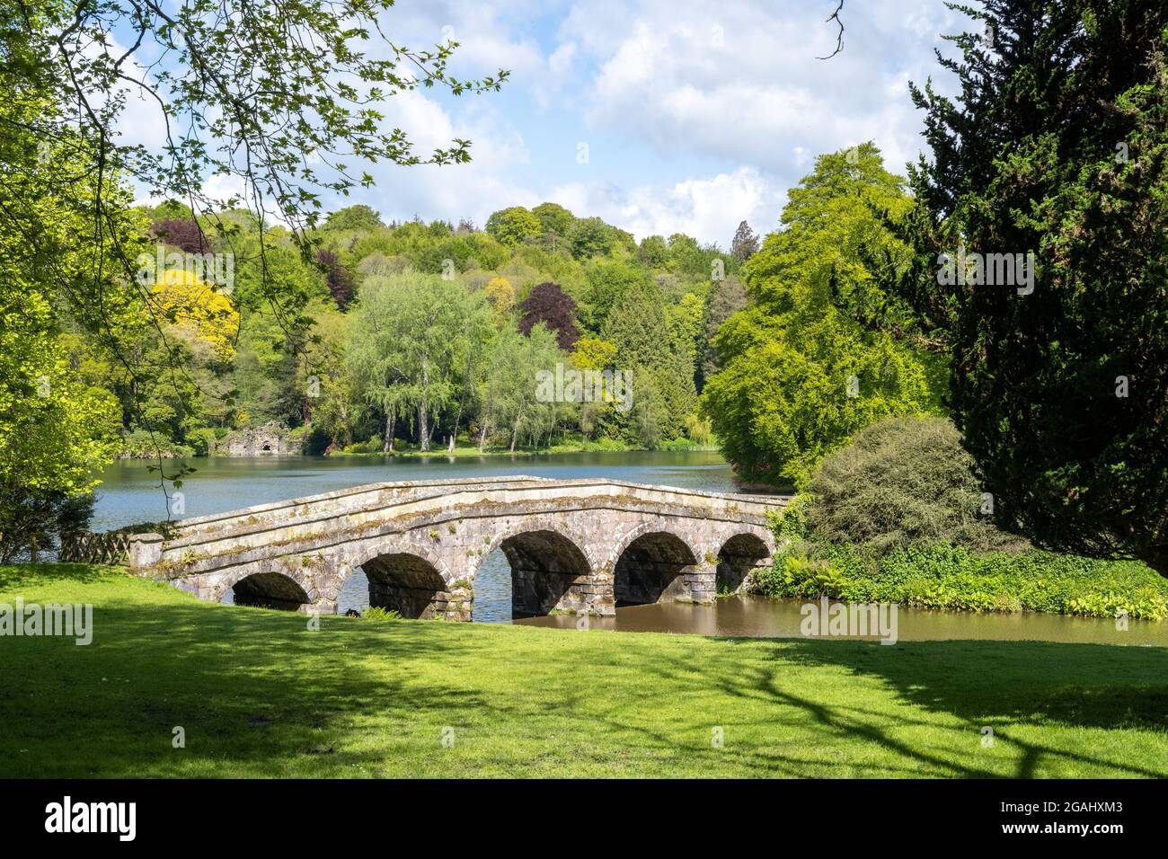 Famous Pantheon and Bridge at Stourhead Estate and Landscaped Gardens ...