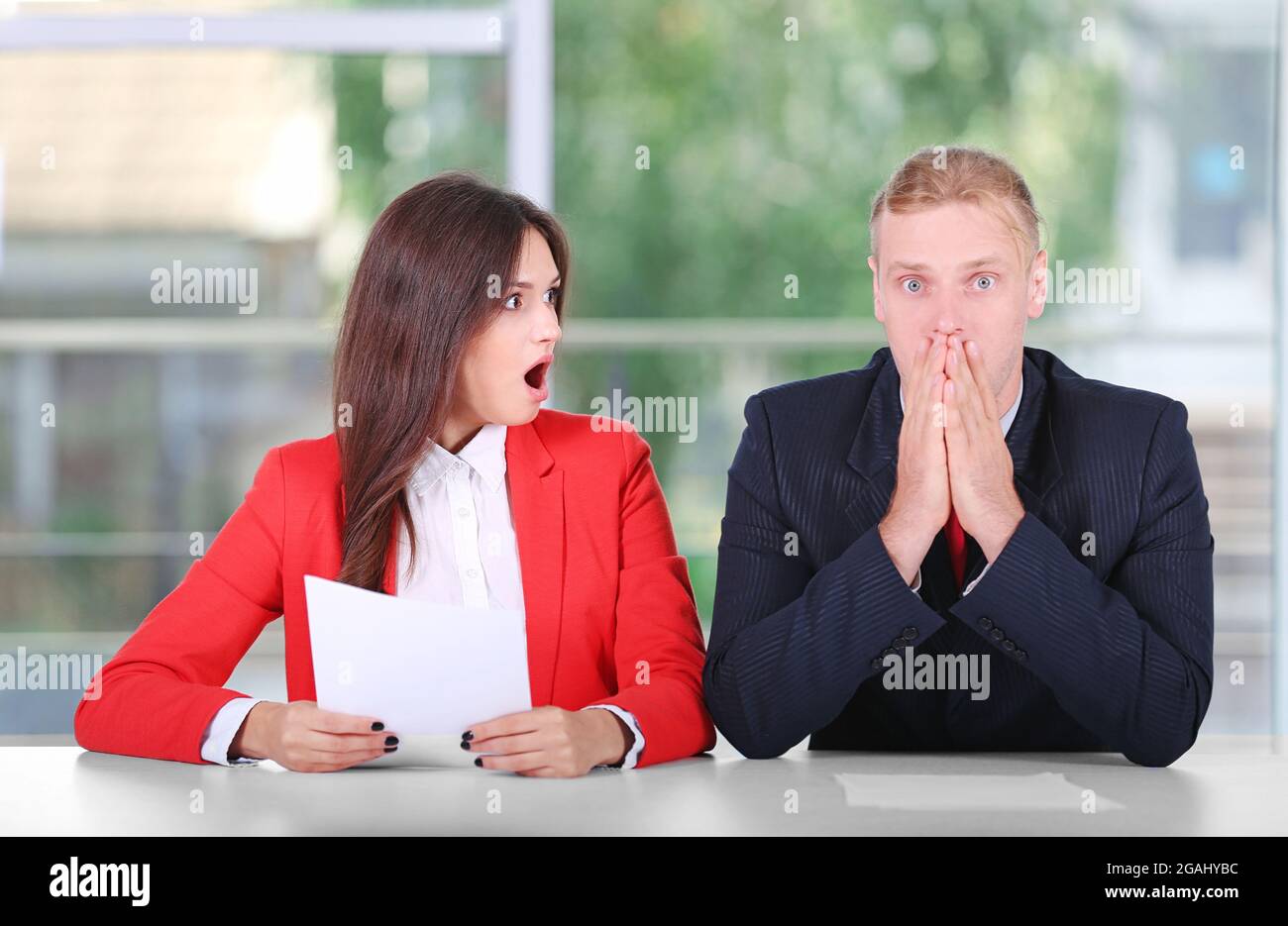 TV anchor training for telling news Stock Photo - Alamy