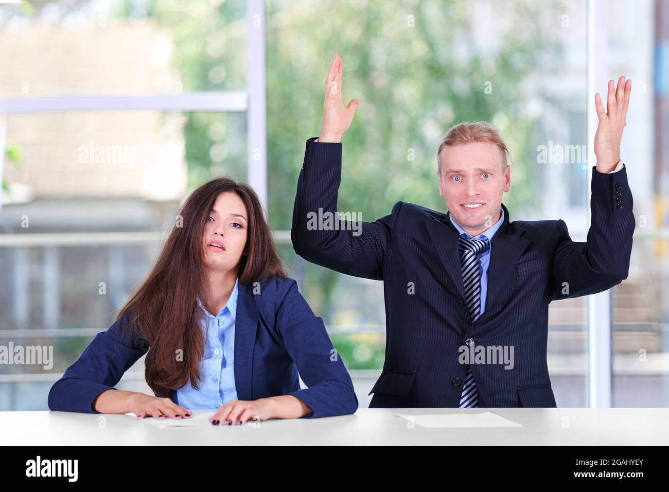 TV anchor training for telling news Stock Photo - Alamy