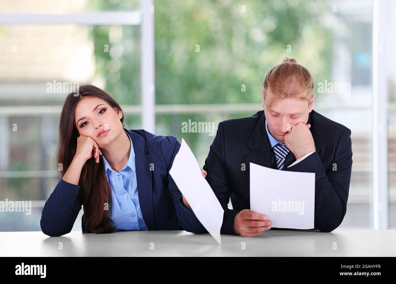 TV anchor training for telling news Stock Photo - Alamy