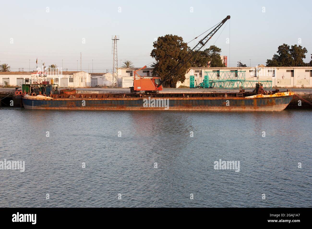 Barcaza de transporte hi-res stock photography and images - Alamy