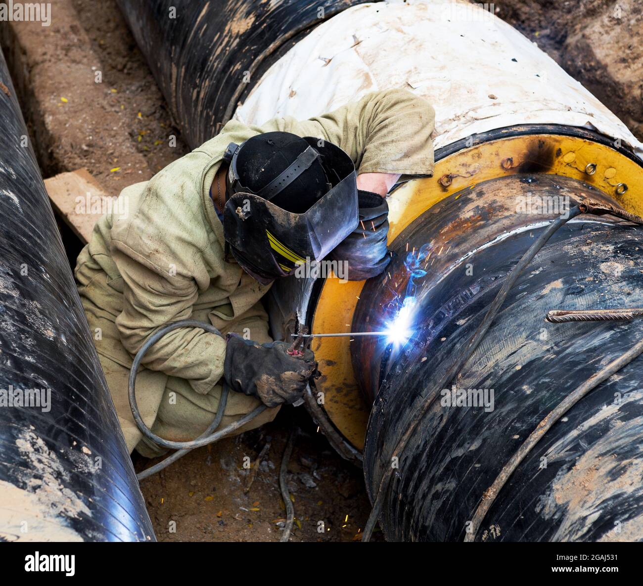 Tig welder inox pipe hi-res stock photography and images - Alamy