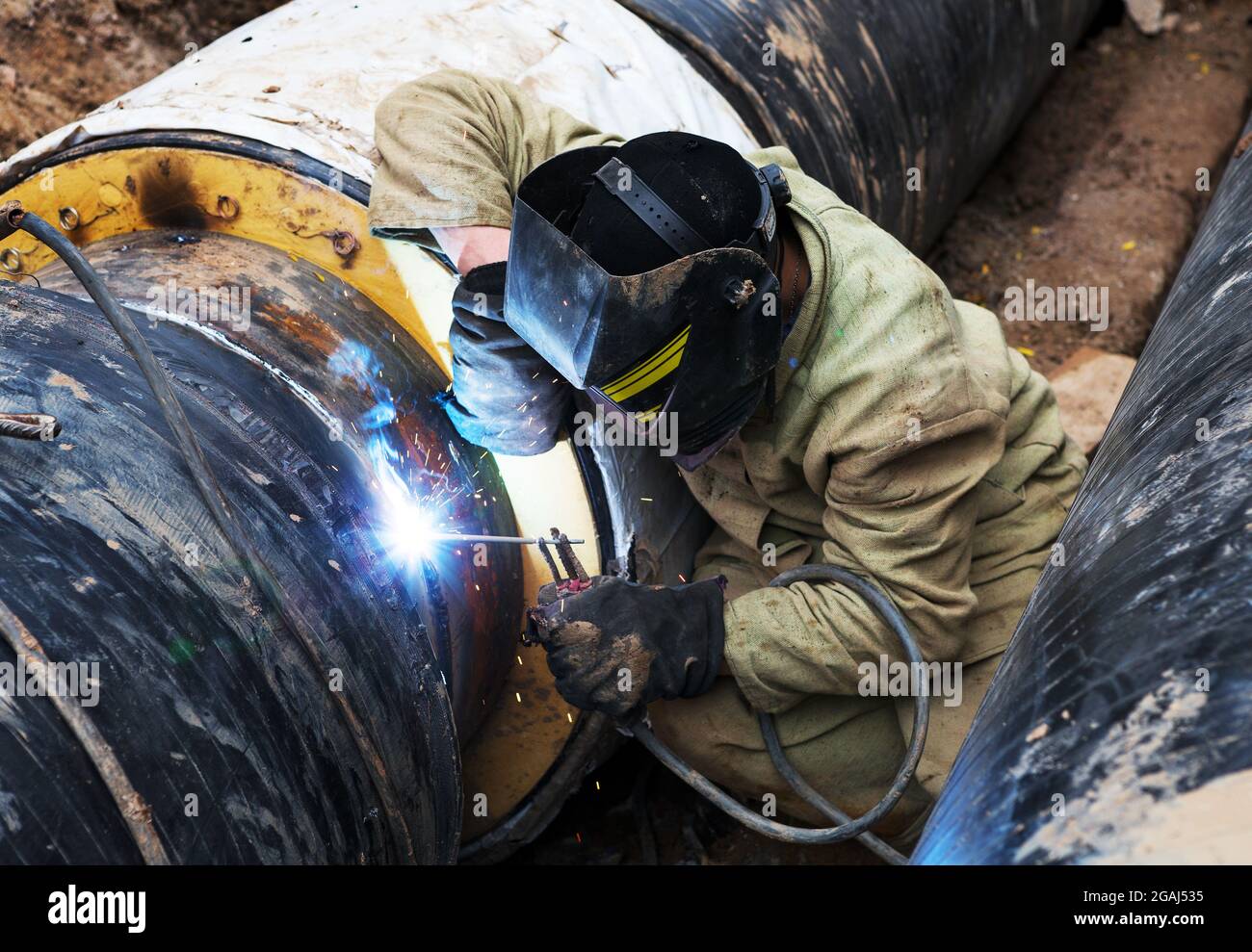 Tig welder inox pipe hi-res stock photography and images - Alamy