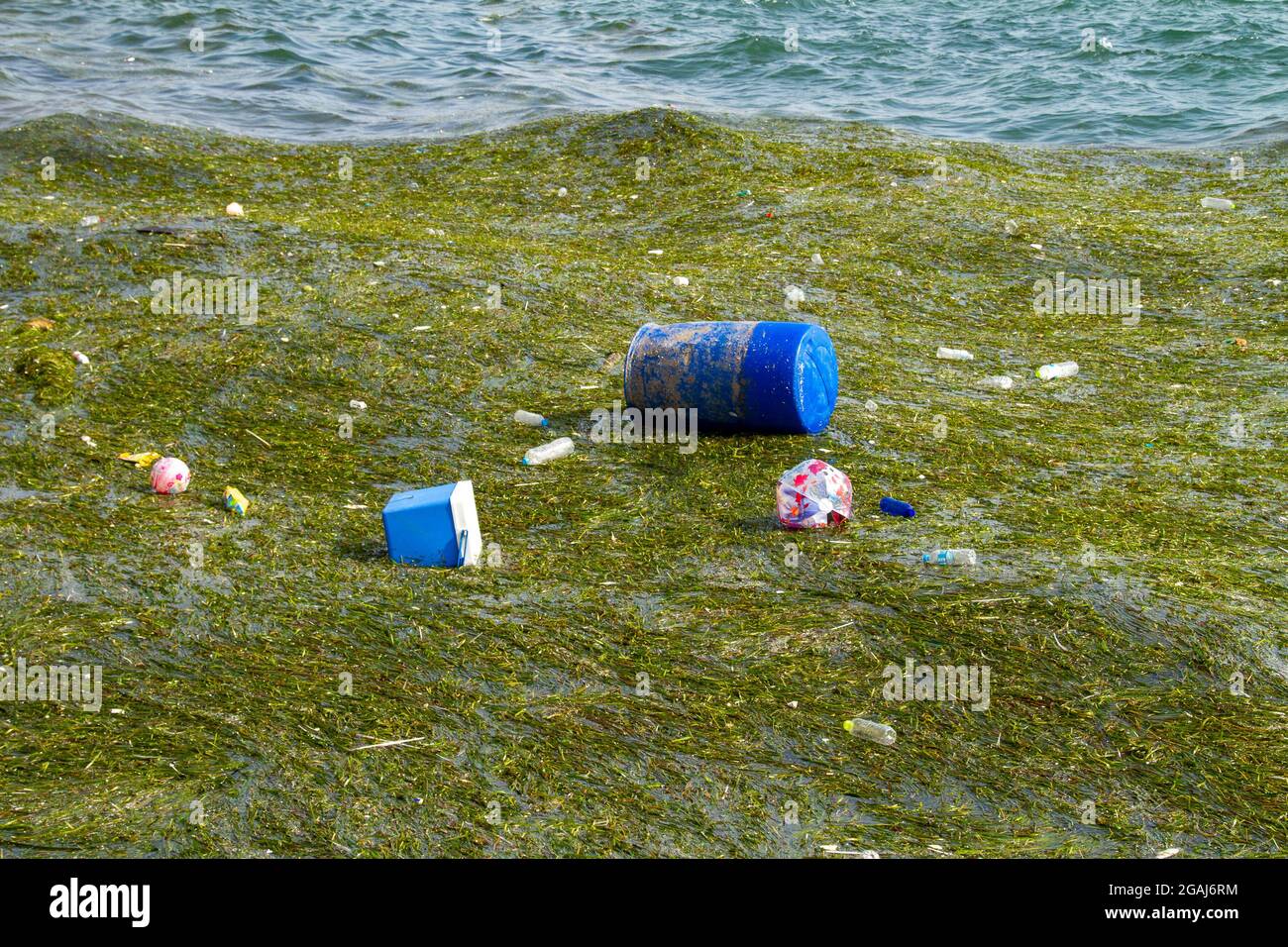 Thessaloniki, Greece, July 15, 2021. Pollution of the Aegean Sea in ...