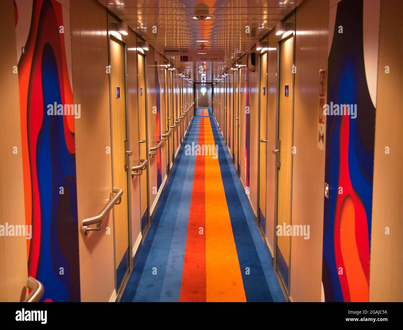 Cruise ship cabin doors hi-res stock photography and images - Alamy