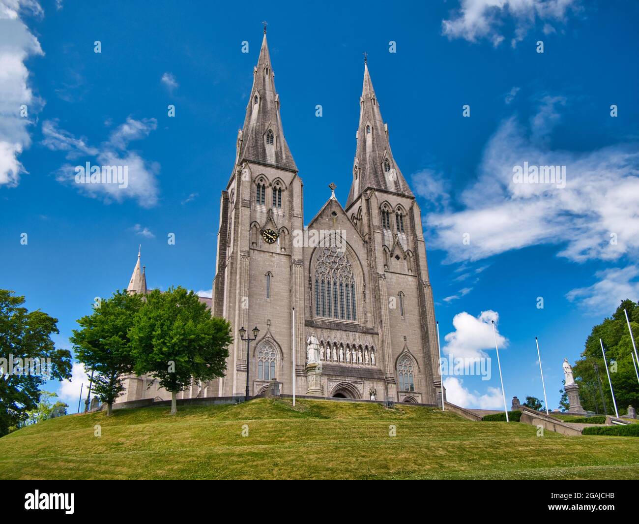 St patrick cathedral armagh hi-res stock photography and images - Alamy