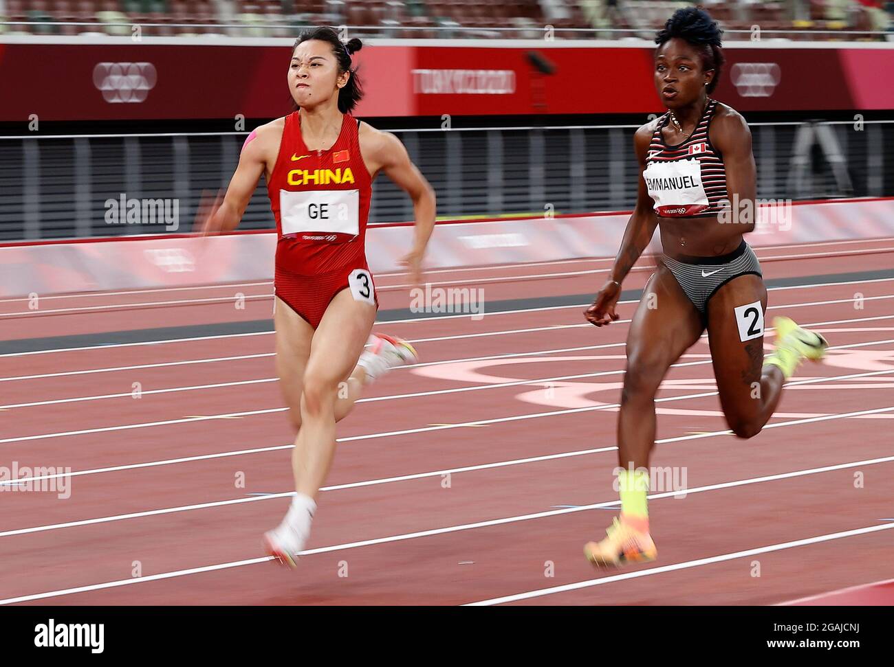 Tokyo, Japan. 31st July, 2021. Ge Manqi (L) of China competes during ...