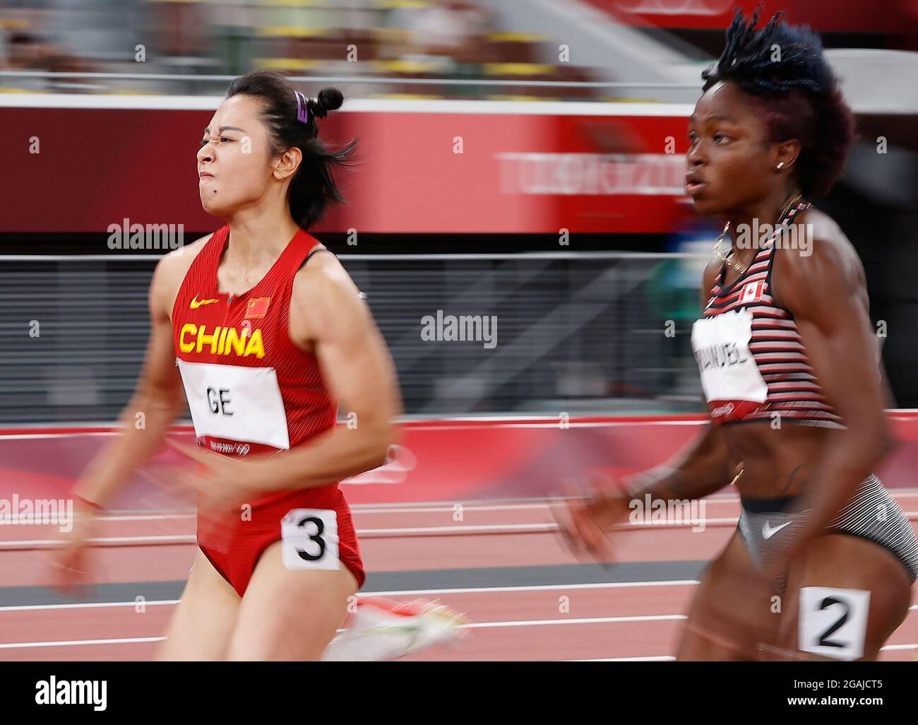 Tokyo, Japan. 31st July, 2021. Ge Manqi (L) of China competes during ...
