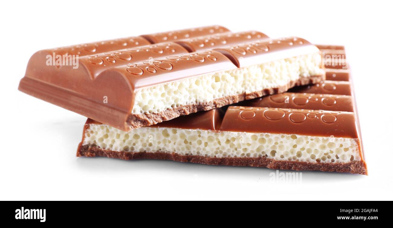 broken chocolate bar, isolated on white Stock Photo - Alamy